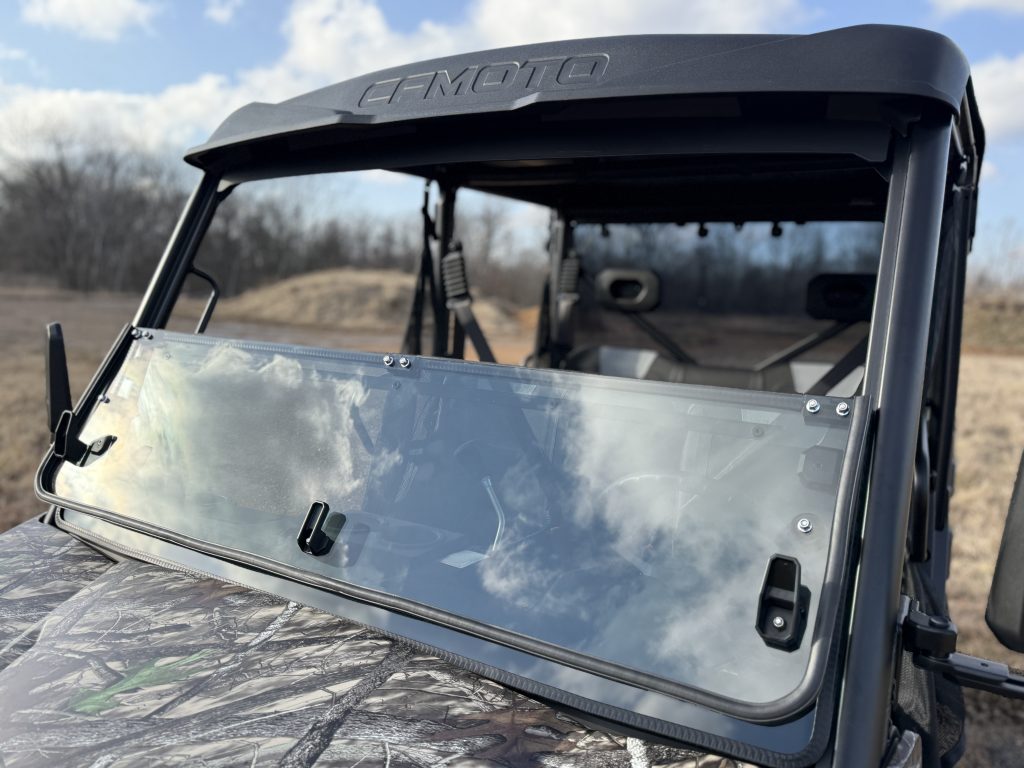 2025+ CFMoto UForce 800 XL Fold Down Windshield - RAD Accessories